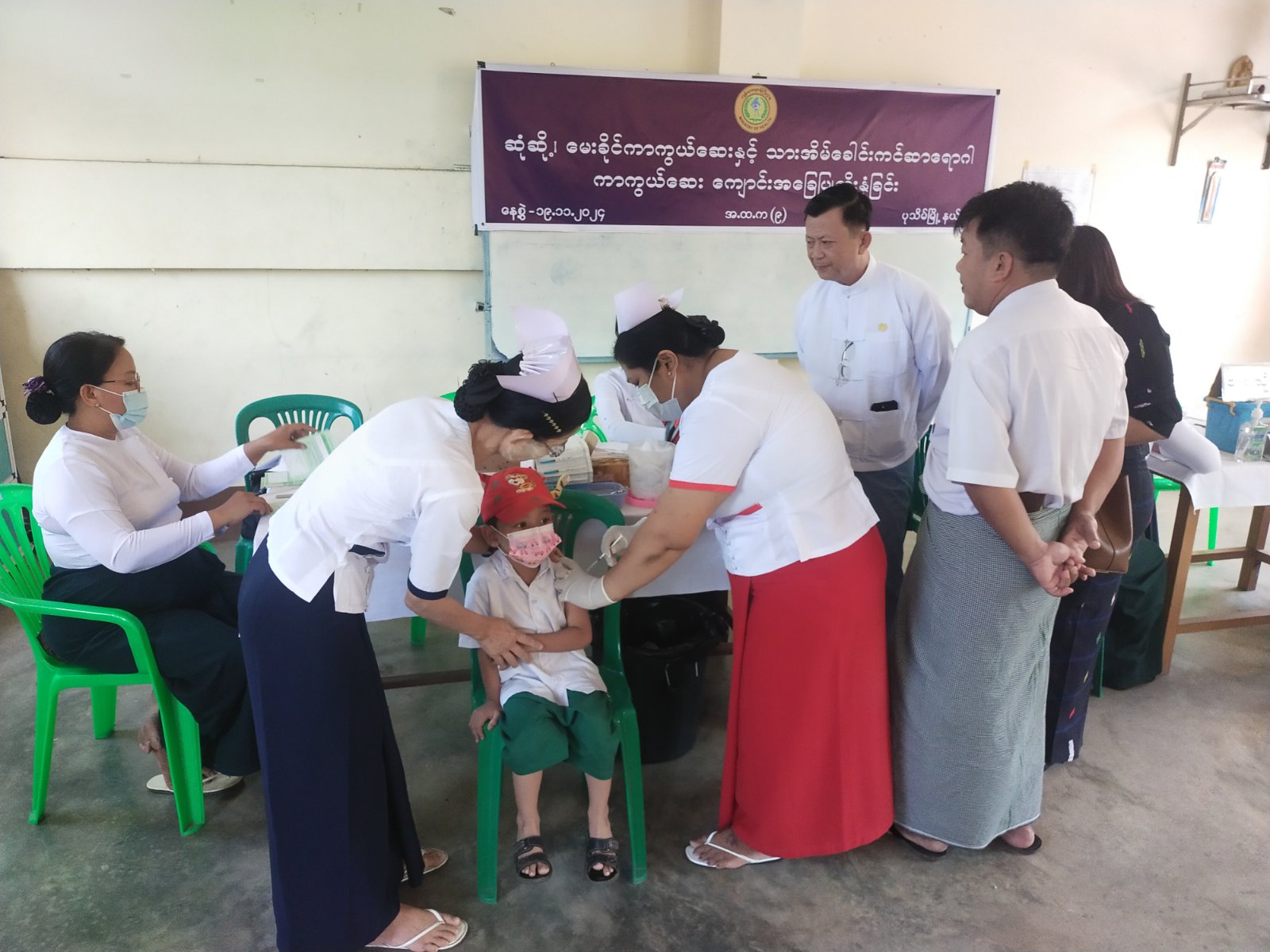 ပုသိမ်မြို့၌ ကျောင်းအခြေပြု ဆုံဆို့၊ မေးခိုင် ကာကွယ်ဆေးနှင့် သားအိမ်ခေ