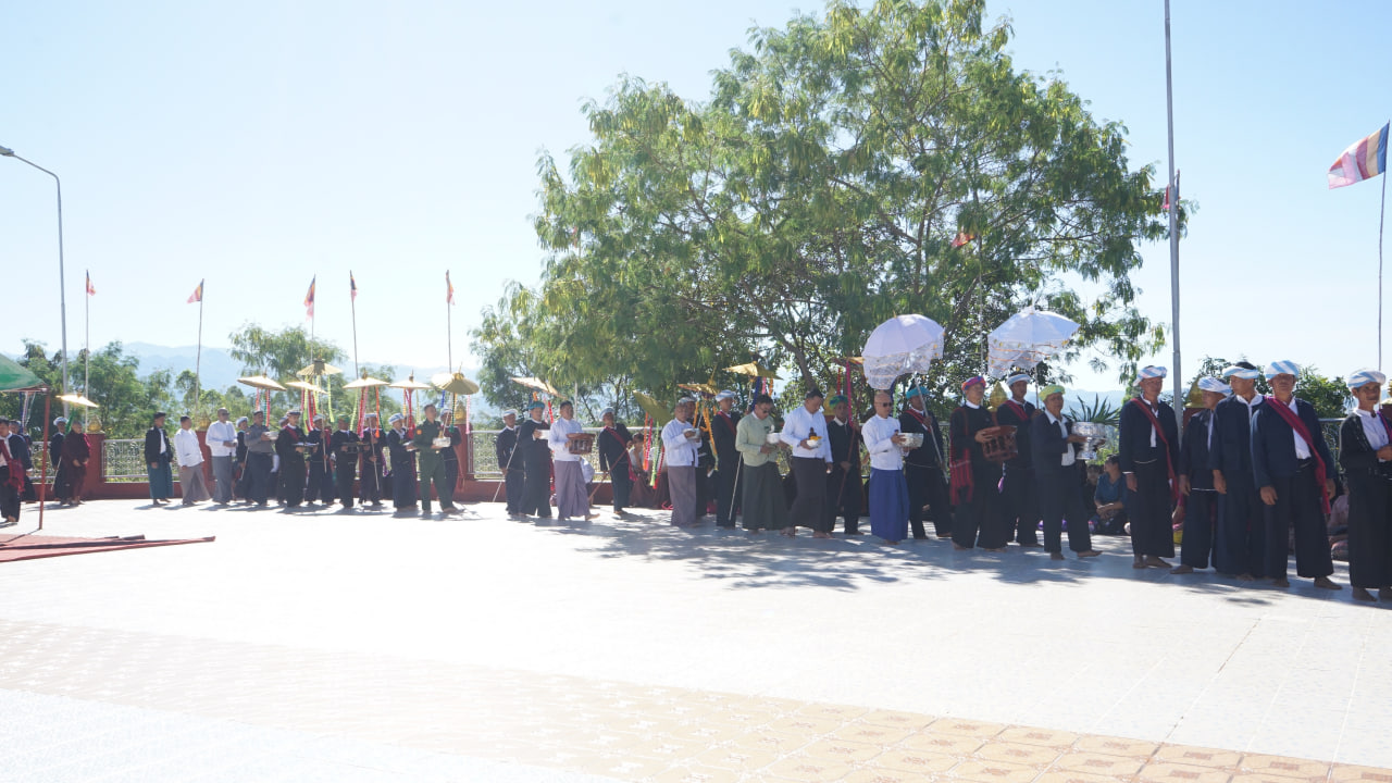 မွန်ပြည်နယ် ဝန်ကြီးချုပ် ဦးအောင်ကြည်သိန်း မြို့သန့်ရှင်းသာယာလှပရေး စုပေါင်းသန့်ရှင်းရေး ဆောင်ရွက