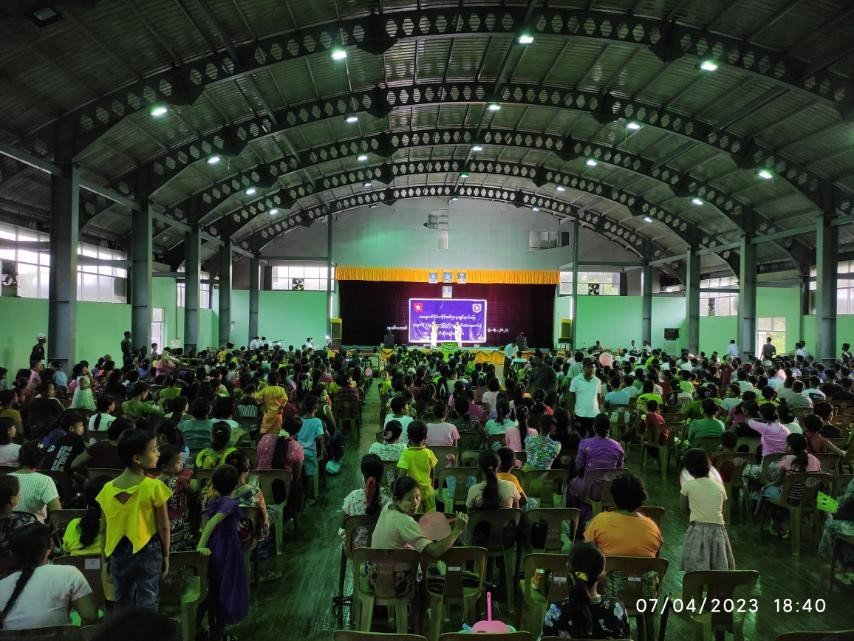 ရခိုင်ပြည်နယ်အတွင်း မိုခါမုန်တိုင်းသင့် ဒေသများတွင် ပြန်လည်ထူထောင