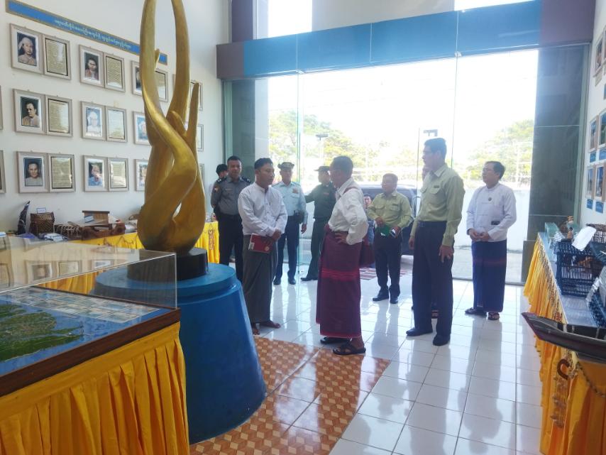 နိုင်ငံတော်စီမံအုပ်ချုပ်ရေးကောင်စီအဖွဲ့ဝင် မန်းငြိမ်းမောင် ပန်းတနော်မ