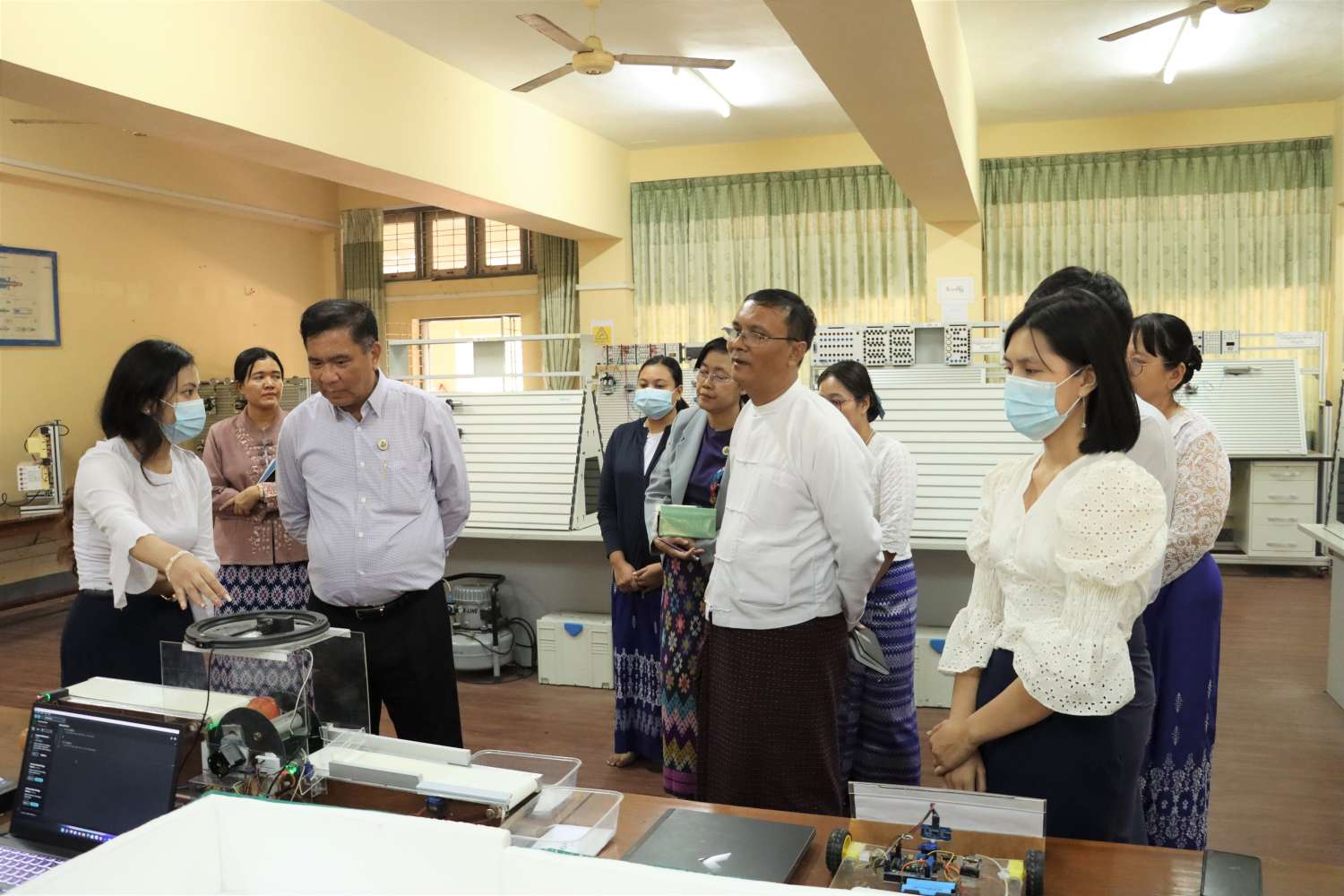 ပြည်ထောင်စုဝန်ကြီး ဒေါက်တာမျိုးသိန်းကျော် နည်းပညာတက္ကသိုလ် မအူပင် နှင့