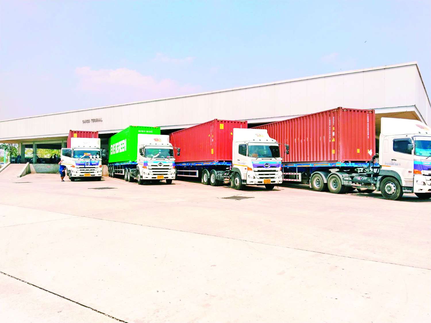 မြန်မာ ထိုင်း အမှတ် ၂ ချစ်ကြည်ရေးတံတား ပြန်လည်ဖွင့်လှစ်မှုကြောင့် ကုန