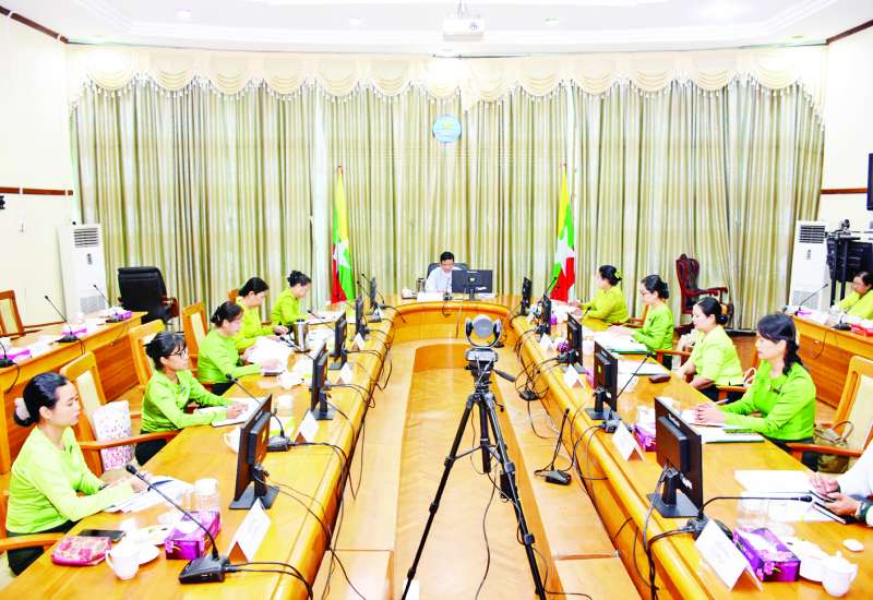 တိုင်းရင်းသားလက်နက်ကိုင်အဖွဲ့အစည်းများ၏ အဖွဲ့ဝင်များနှင့် ဆက်စပ်ပါဝင်သူ ၁၁၄ ဦးတို့အား အမှုမှပိတ