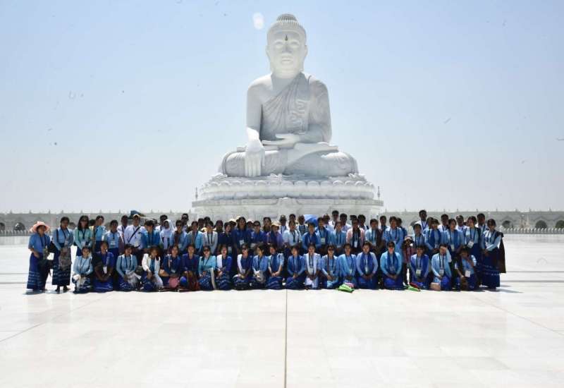 နိုင်ငံရေးပါတီ တည်ထောင်ခွင့်လျှောက်ထားခြင်းများကို စိစစ်ခွင့်ပြုပေးလျက