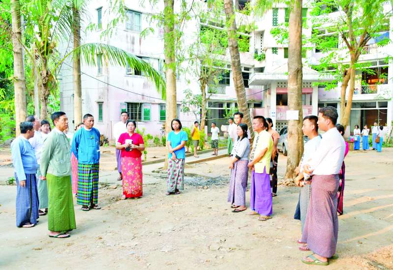 ၇၅ နှစ်မြောက် စိန်ရတုလွတ်လပ်ရေးနေ့အထိမ်းအမှတ် နိုင်ငံတော်စီမံအုပ်ချုပ်ရေးကောင်စီဥက္ကဋ္ဌဖလား ပ