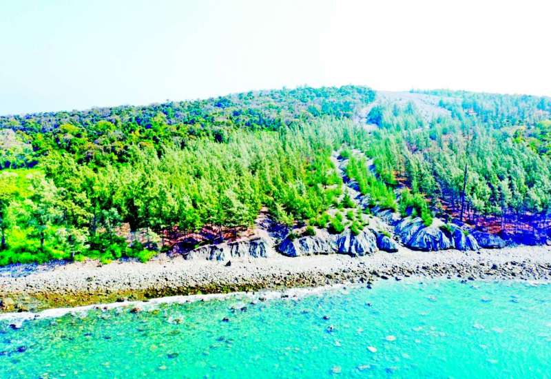 ရွှေတိဂုံစေတီတော်မြတ်ကြီး၏ ၅၈၃ ကြိမ်မြောက် ထုတိအနုမောဒနာဂုဏ်ပြုလွှာ ပေးအပ်ပွဲနှင့် လှူဒါန်းမ