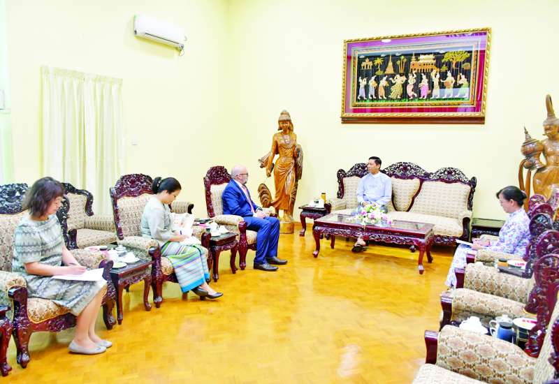 ပြည်ထောင်စုဝန်ကြီး ဦးဉာဏ်ထွန်း ရေပေါင်းဆုံပင်မဓာတ်အားခွဲရုံ၏ ဓာတ