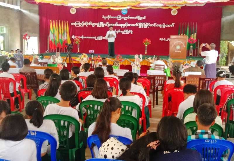 အတွင်းဝန်ရုံး ယခင်ဝန်ကြီးများရုံး သို့ လာရောက်မည့် မိဘပြည်သူများ လိုက